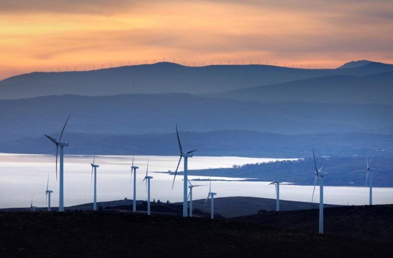 EIB underwrites €55m green loan for wind farm in Castile and León | CDE ...